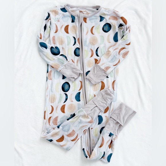 Little Sleepies | Pajamas | Little Sleepies Luna Neutral Zippy Pajamas ...